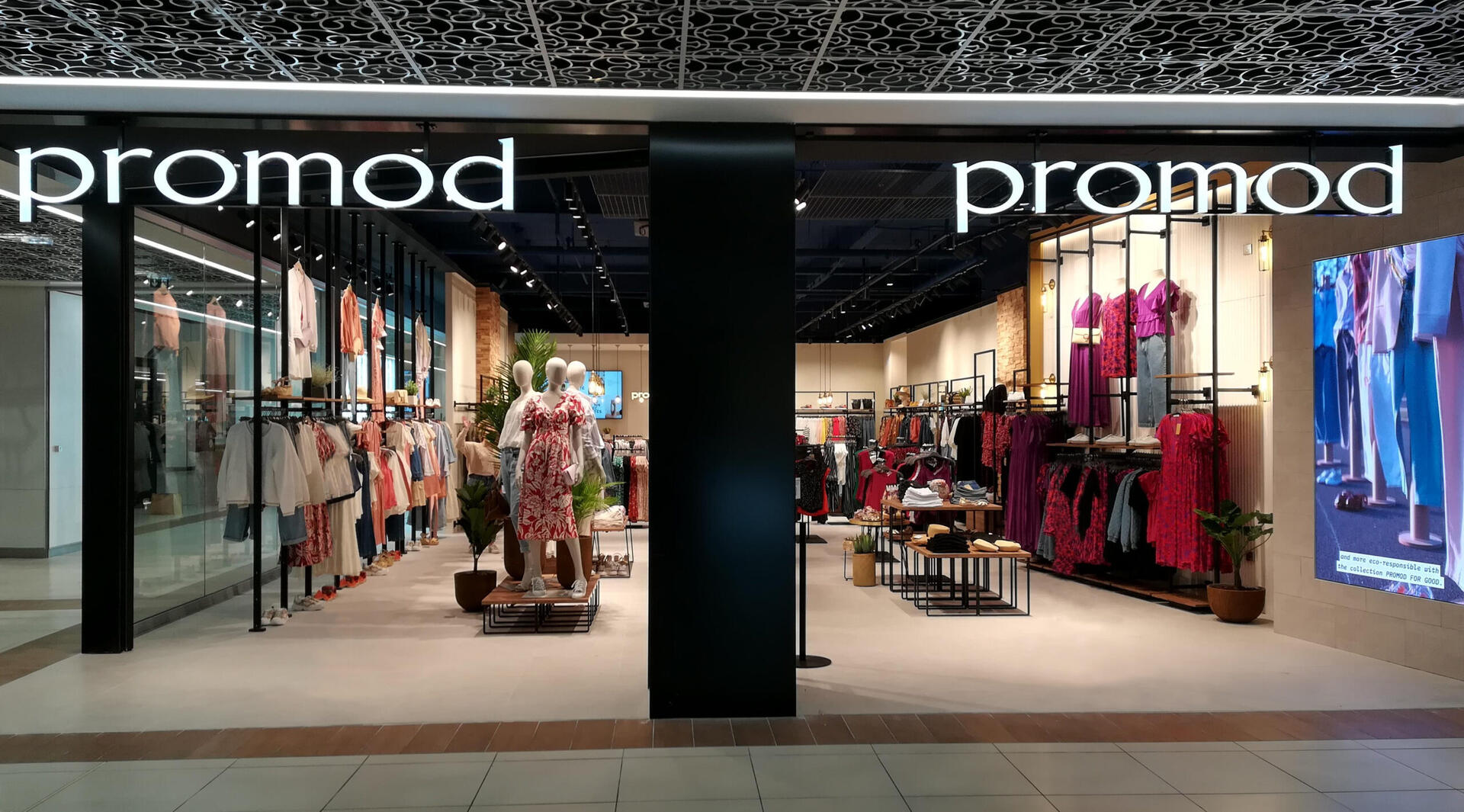 Exploring Fashion Retail Franchising Opportunities: A Guide by Star ...