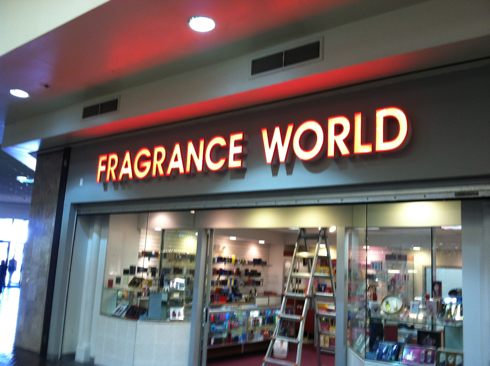 Fragrance World: A Premium Perfume Franchise with Global Appeal - Star ...
