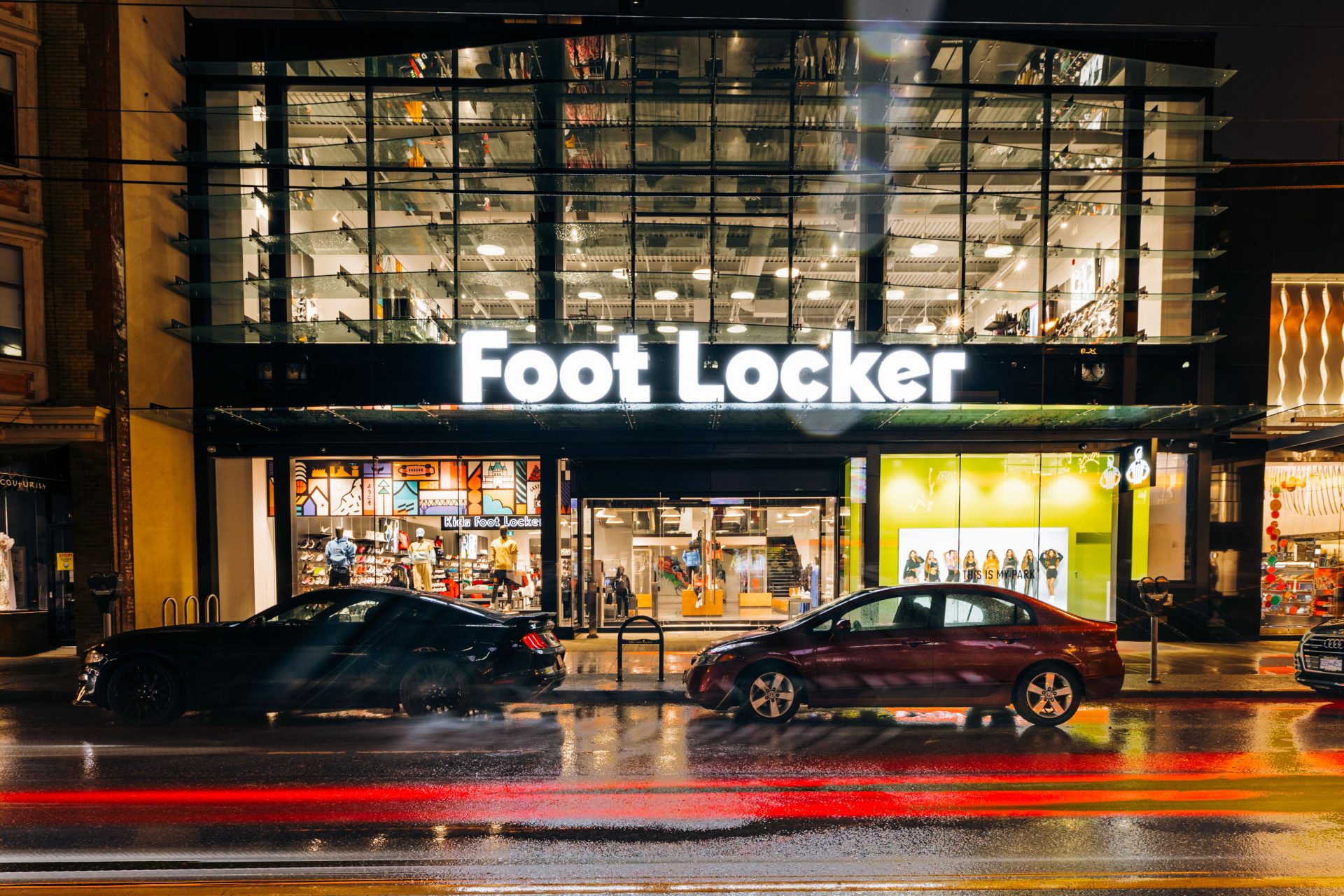 Foot Locker's Strategic Revamp: 300 Store Refreshes and 80 New Concept ...